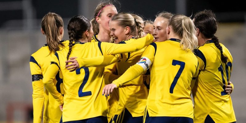 EM-kval: Premiärseger för F18-landslaget i Västerås - EM-fotboll.se